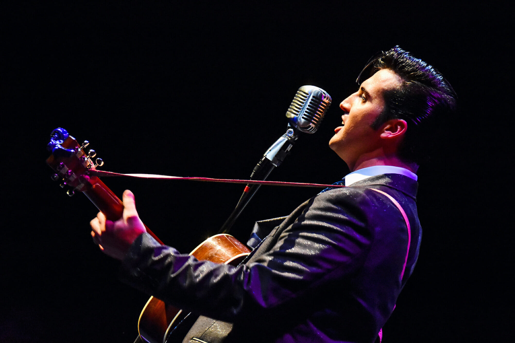 Christmas with the King: Brandon Bennett Sings Elvis – Artists Lounge Live