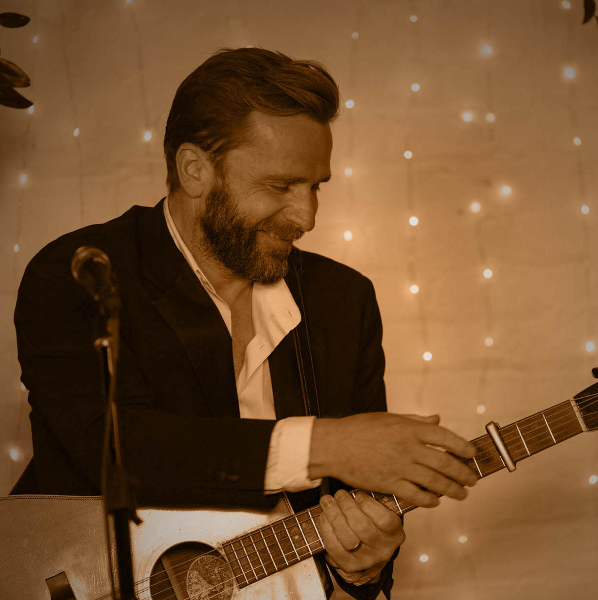 Artists – Artists Lounge Live